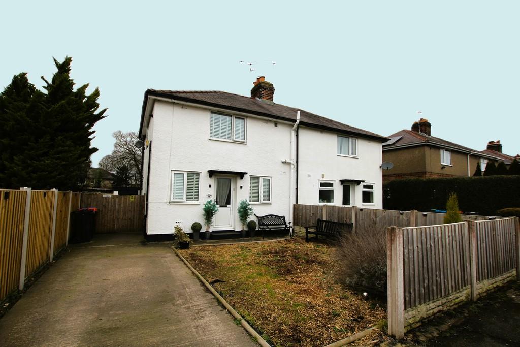 Maple Grove, Hoole, Chester 3 bed semi-detached house for sale - £275,000