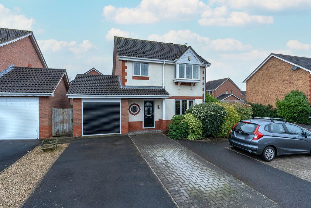 Emersons Green, Bristol BS16 3 bed detached house for sale - £475,000