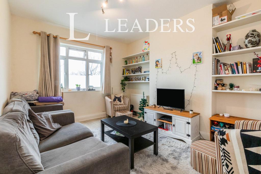 Rose Hill, Sutton 1 bed flat - £1,200 pcm (£277 pw)