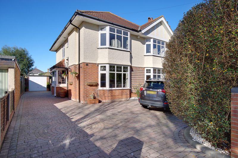 Watcombe Road, Southbourne 4 bed detached house for sale - £850,000