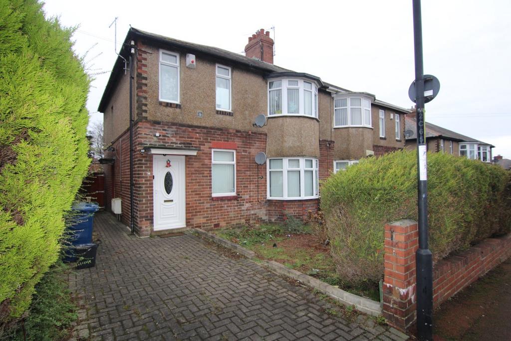 Castleside Road, Newcastle upon Tyne... 2 bed flat - £65,000