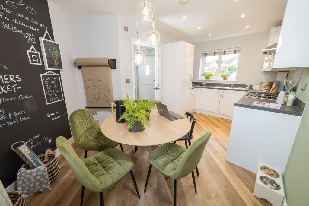 at Tithe Barn, Ethelred Road, Exeter... 3 bed house - £1,595 pcm (£368 pw)