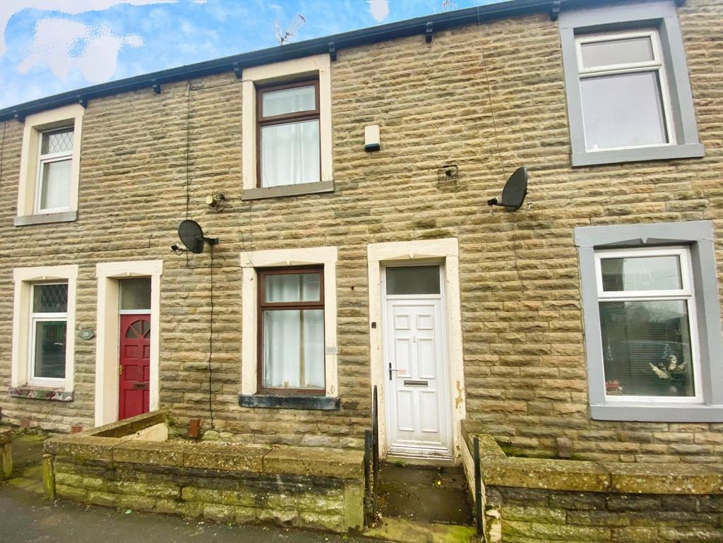 Cog Lane, Lancashire BB11 2 bed house - £595 pcm (£137 pw)