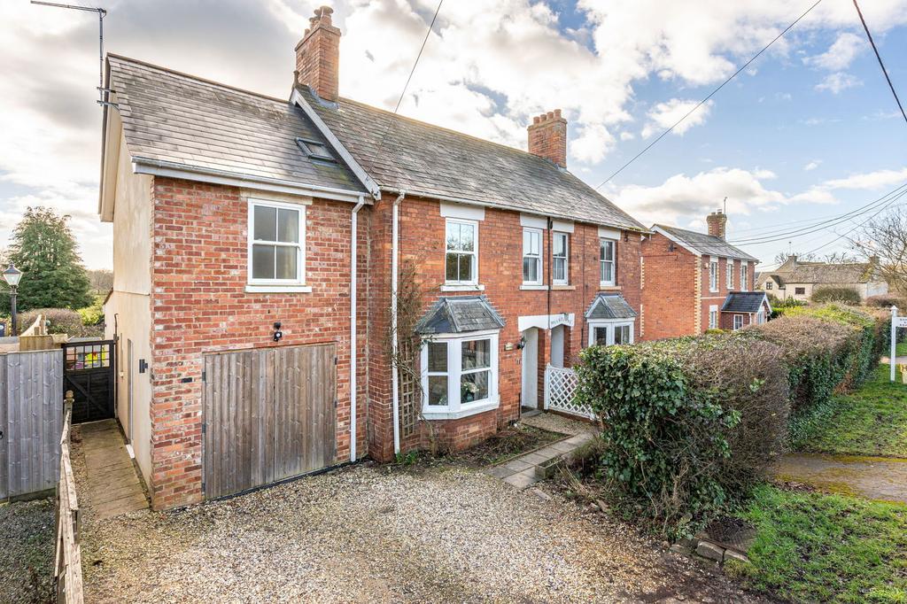 Hornbury Hill, Minety 3 bed semi-detached house - £425,000