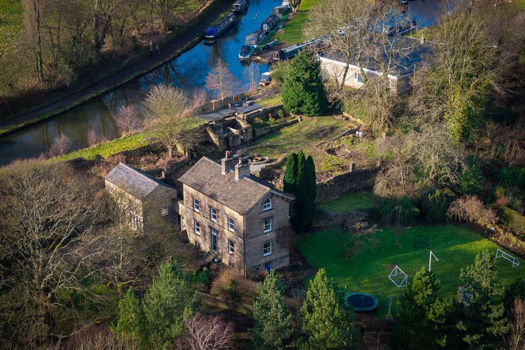 Strines Road, Stockport SK6 5 bed detached house - £1,250,000