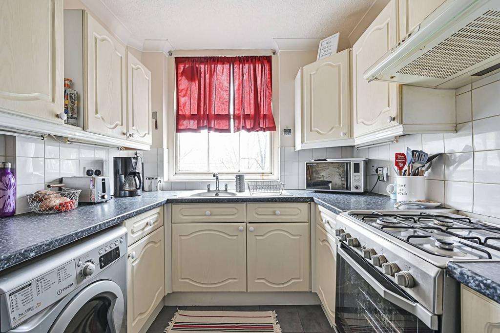 Stepney Green, E1, Stepney, London, E1 1 bed flat - £3,000 pcm (£692 pw)