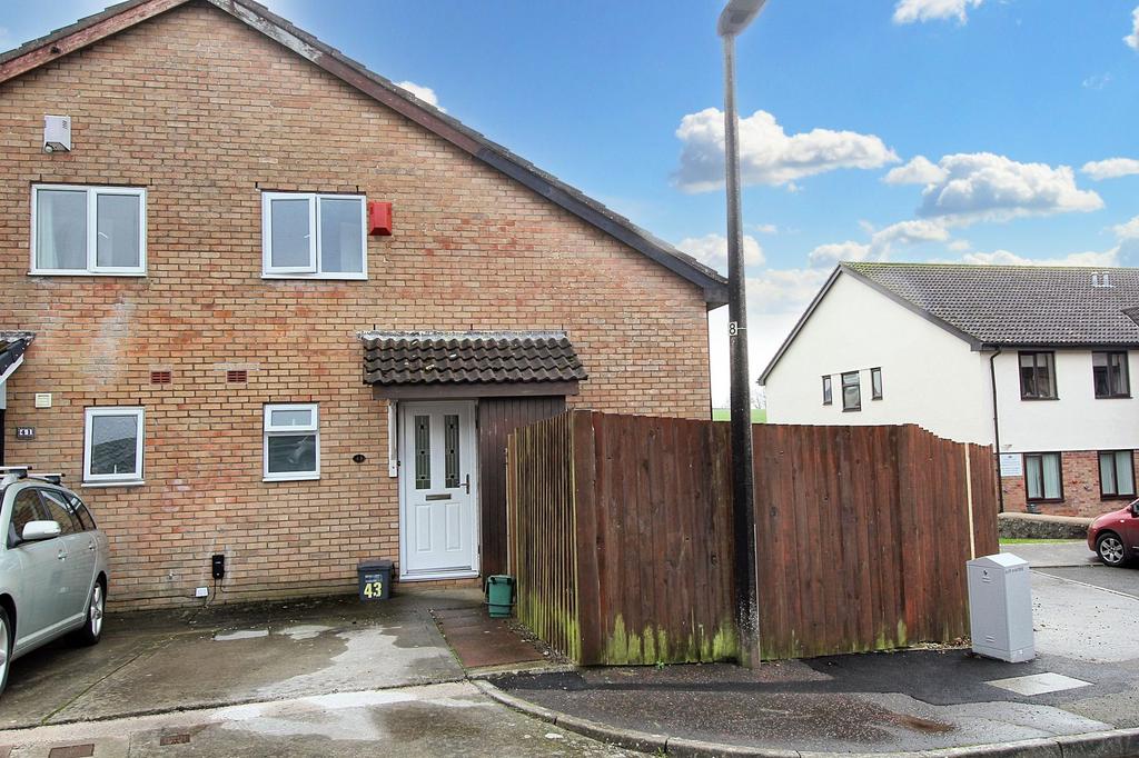 Shakespeare Drive, Llantwit Major, CF61 2 bed property - £174,950
