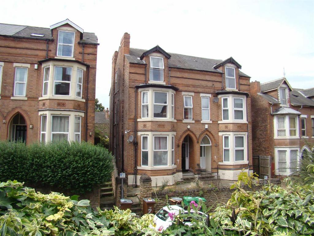 Seely Road, Nottingham NG7 4 bed semi-detached house - £2,080 pcm (£480 pw)