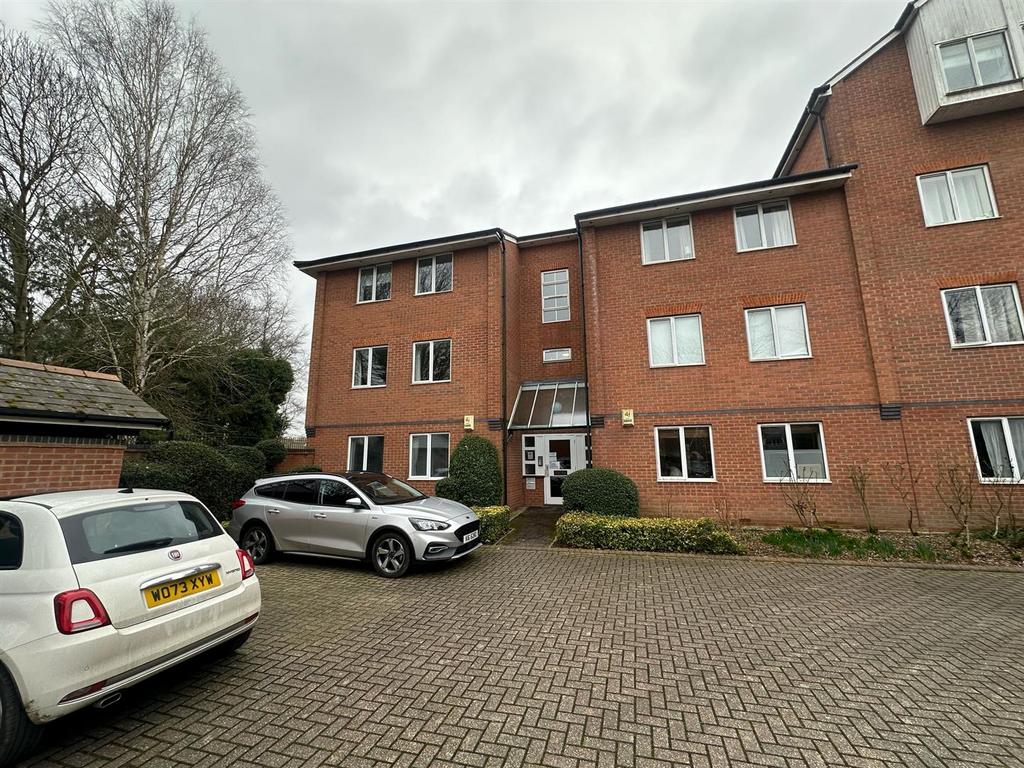 Mill Street Oxford 2 bed flat - £1,800 pcm (£415 pw)