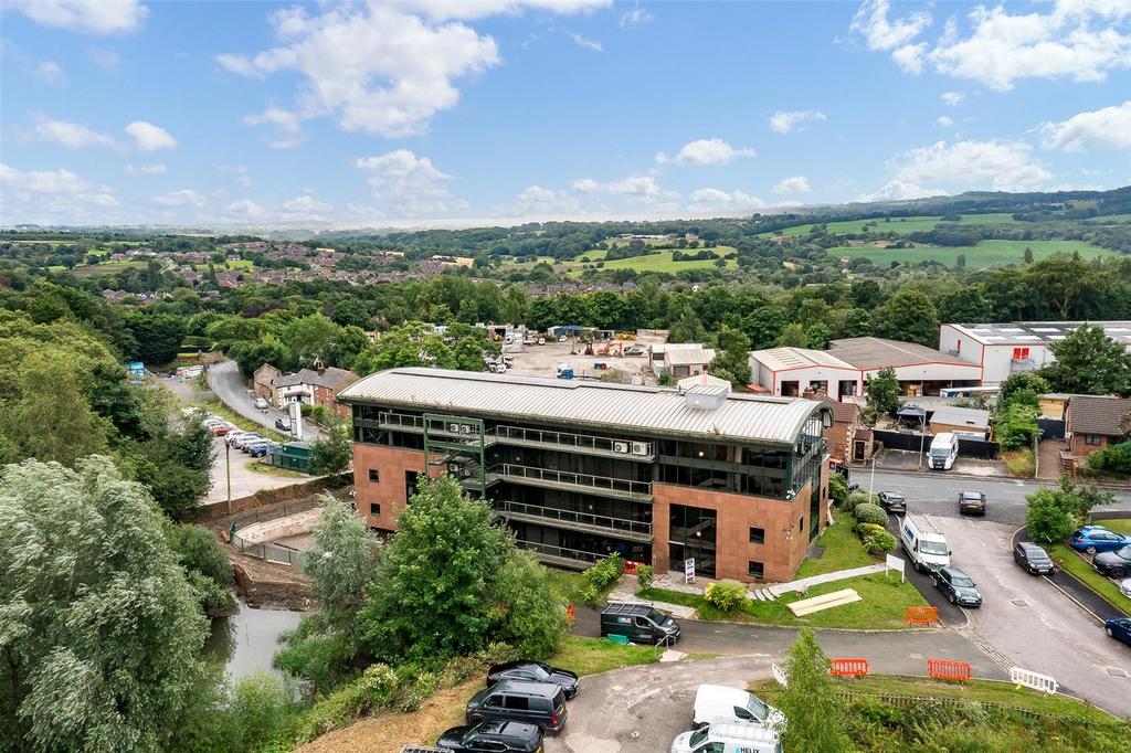 Skull House Lane, Appley Bridge WN6 Office - £495 pcm (£114 pw)