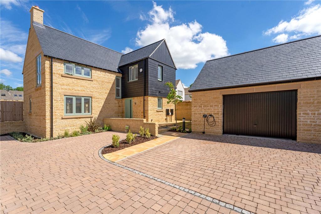 Upper Rissington, Gloucestershire. GL54 3 bed detached house for sale ...