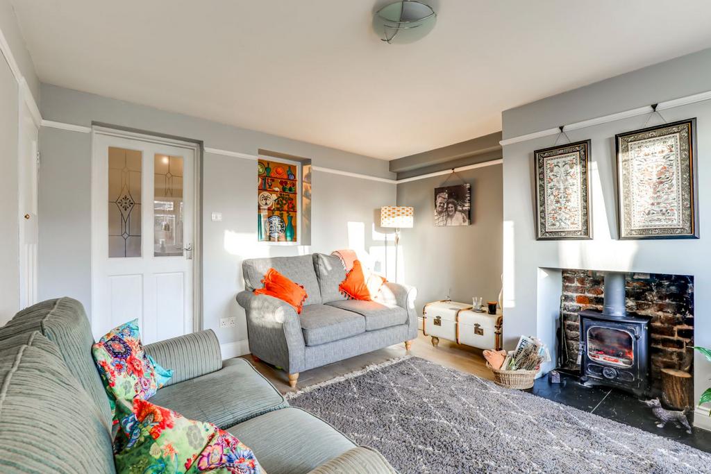 Fenstanton, Huntingdon PE28 2 bed terraced house for sale - £325,000
