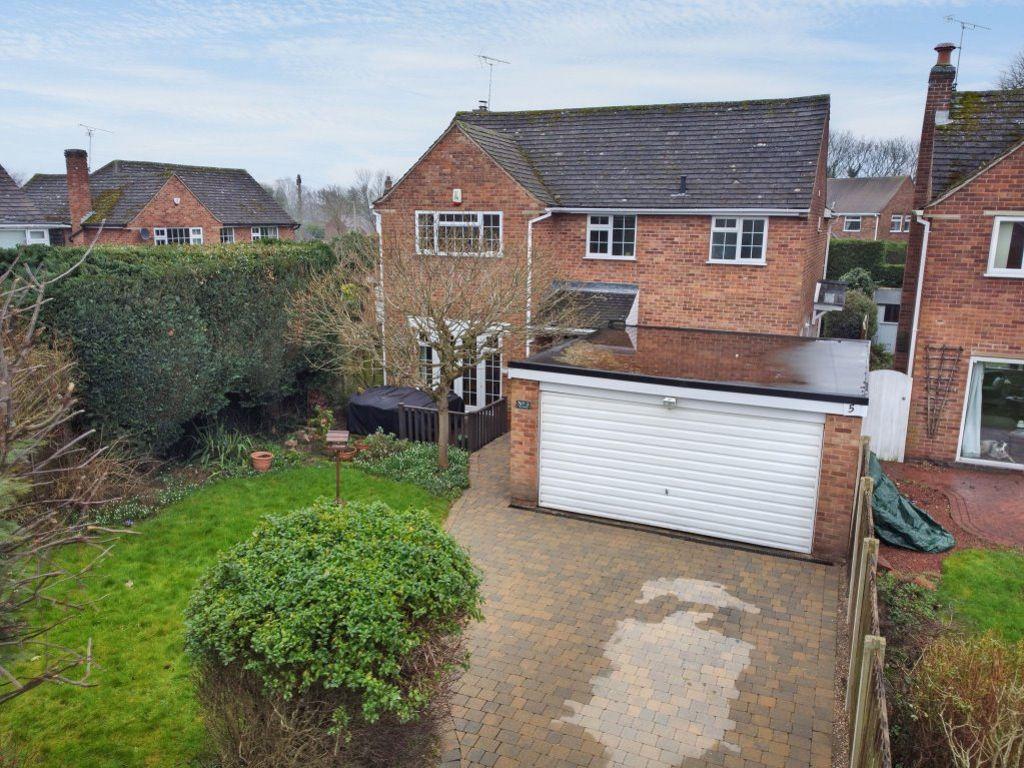 The Pinfold, Thulston, DE72 3FD 4 bed detached house - £1,800 pcm (£415 pw)