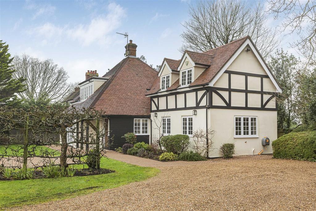 Totteridge Common, London 4 bed detached house to rent - £5,200 pcm (£ ...