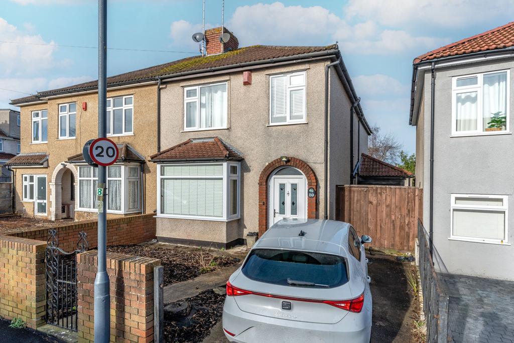 Kingswood, Bristol BS15 3 bed semi-detached house for sale - £365,000