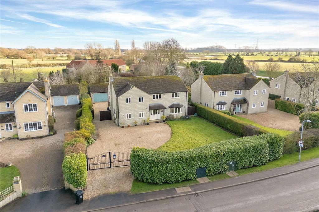 Brackley House, Bainton Road, 5 bed detached house for sale - £750,000