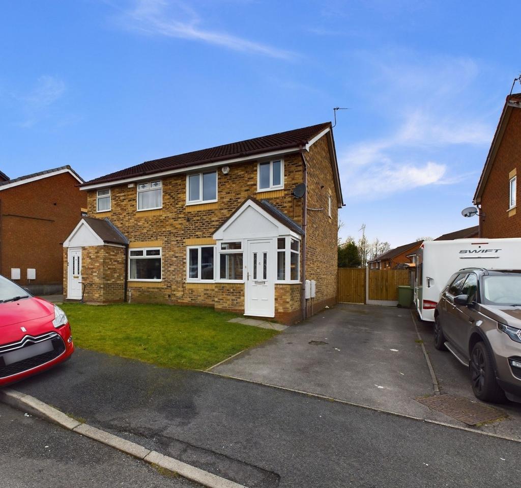 Caleb Close, Manchester M29 3 bed semi-detached house - £195,000
