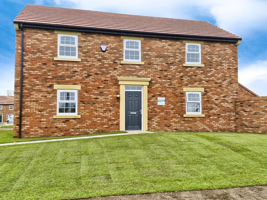 Bishop Gardens, Cawood, Selby 4 bed detached house for sale - £484,995