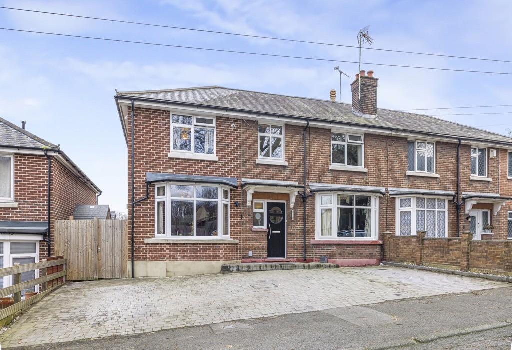 Laurel Road, Gillingham, Kent 4 bed semi-detached house for sale - £450,000