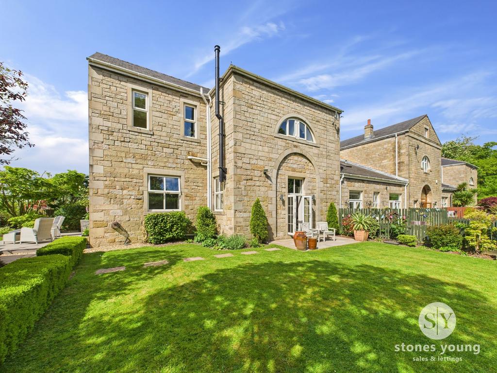 Woodfold Park, Mellor, BB2 4 bed mews for sale - £575,000
