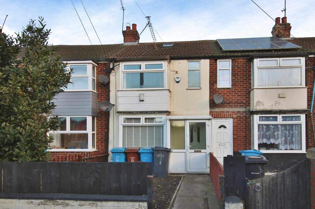 Hedon Road, Hull, HU9 5QJ 2 bed terraced house - £80,000