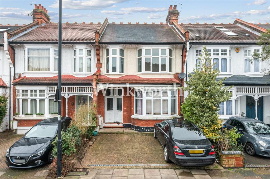 Caversham Avenue, London, N13 2 bed apartment for sale - £385,000