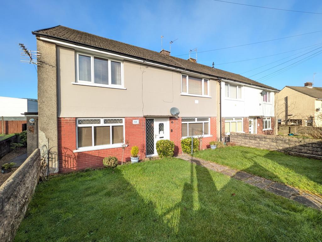 Talbot Green, Pontyclun CF72 2 bed ground floor flat for sale - £124,950