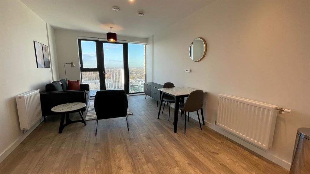 at Manchester, 137 Viscount House 8... 1 bed apartment - £1,835 pcm (£ ...