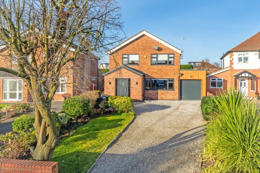Green Lane, Vicars Cross, Chester 3 bed detached house - £512,500