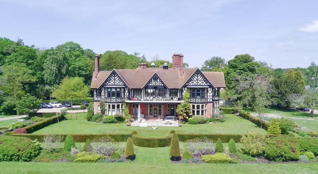 The Manor, Herringswell, Suffolk 2 bed apartment to rent - £1,800 pcm ...