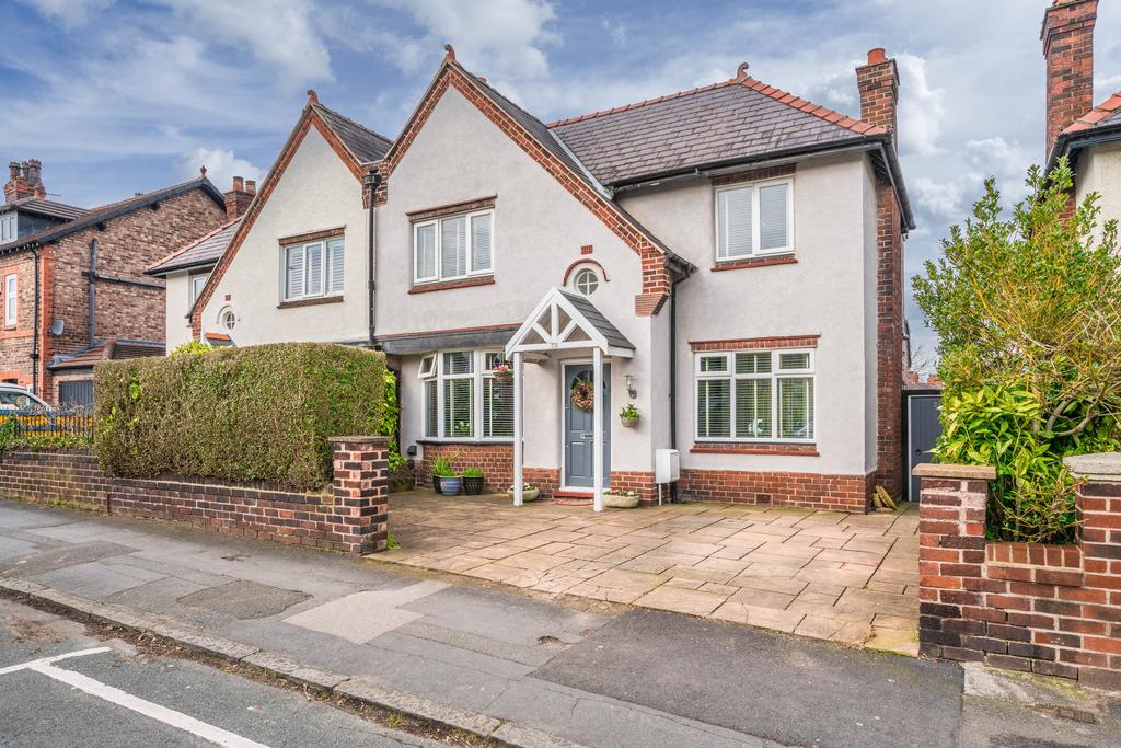 Victoria Road, Stockton Heath... 3 bed semi-detached house for sale - £ ...