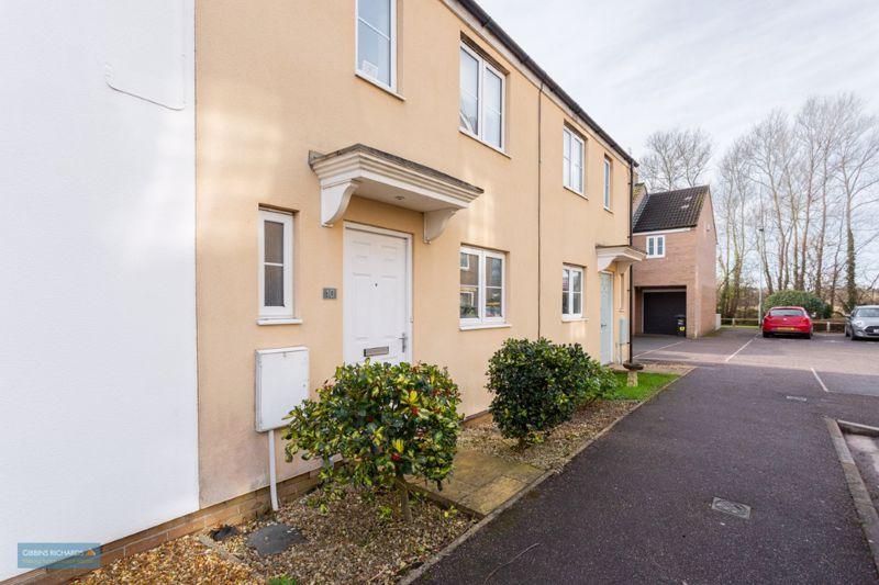 NORTON FITZWARREN 3 bed terraced house - £245,000