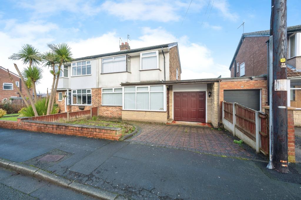 Fairlie Drive, Prescot L35 3 bed semi-detached house - £220,000