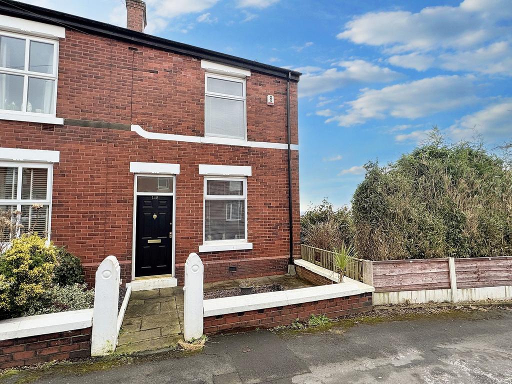 Starling Road, Bury BL8 2 bed end of terrace house for sale - £275,000