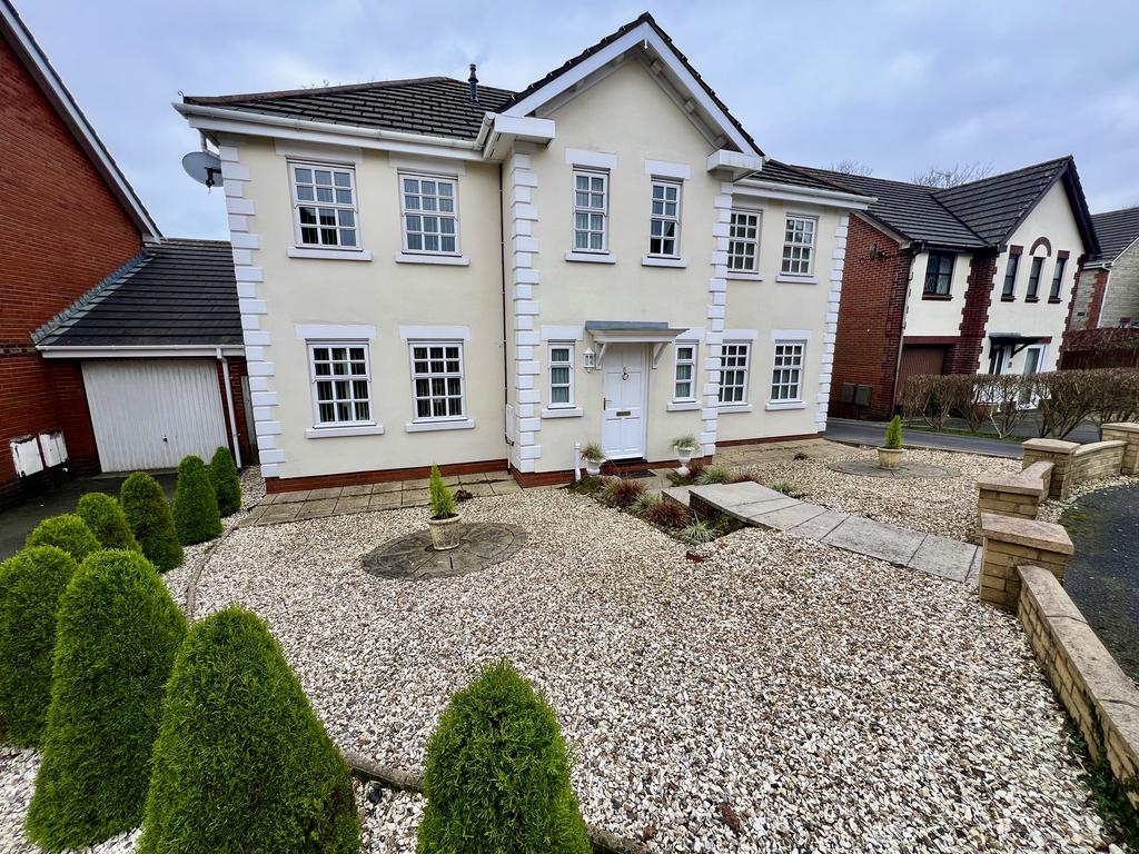 Masefield Way, Sketty SA2 5 bed detached house for sale - £585,000