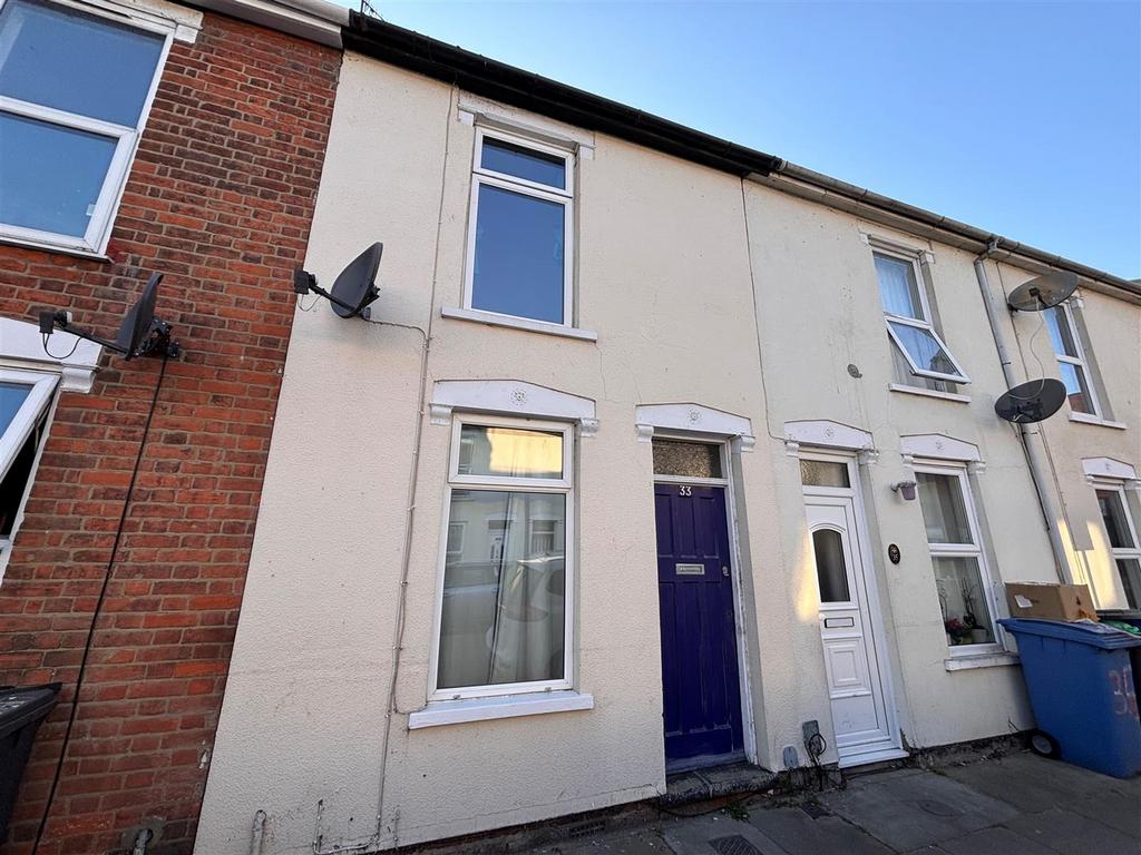 Bulstrode Road, Ipswich 2 bed terraced house for sale - £140,000