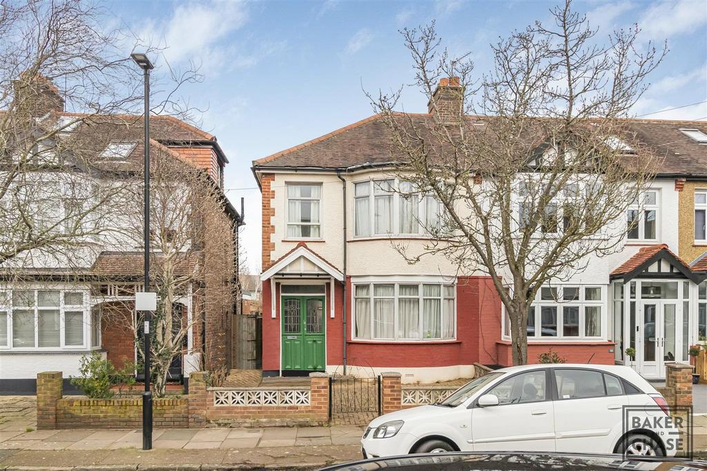 Monastery Gardens, Enfield EN2 3 bed end of terrace house for sale - £ ...