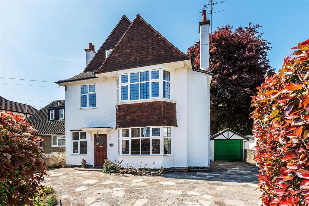 Holland Avenue, Cheam, SM2 6 bed detached house for sale - £1,300,000
