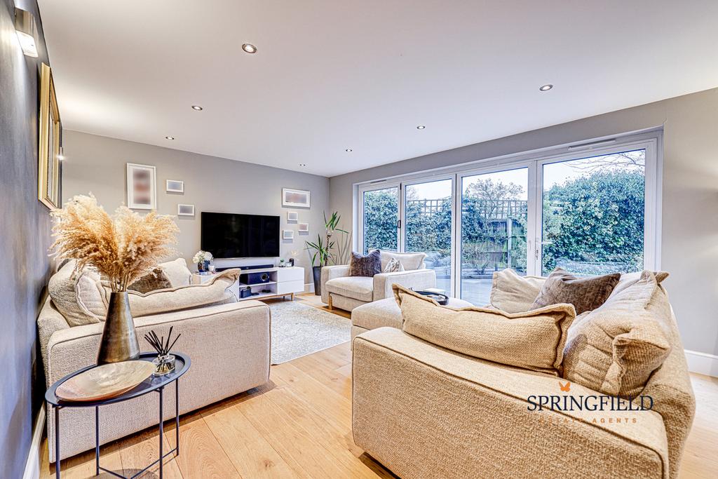 Springfield, Chelmsford CM1 4 bed detached house for sale - £730,000