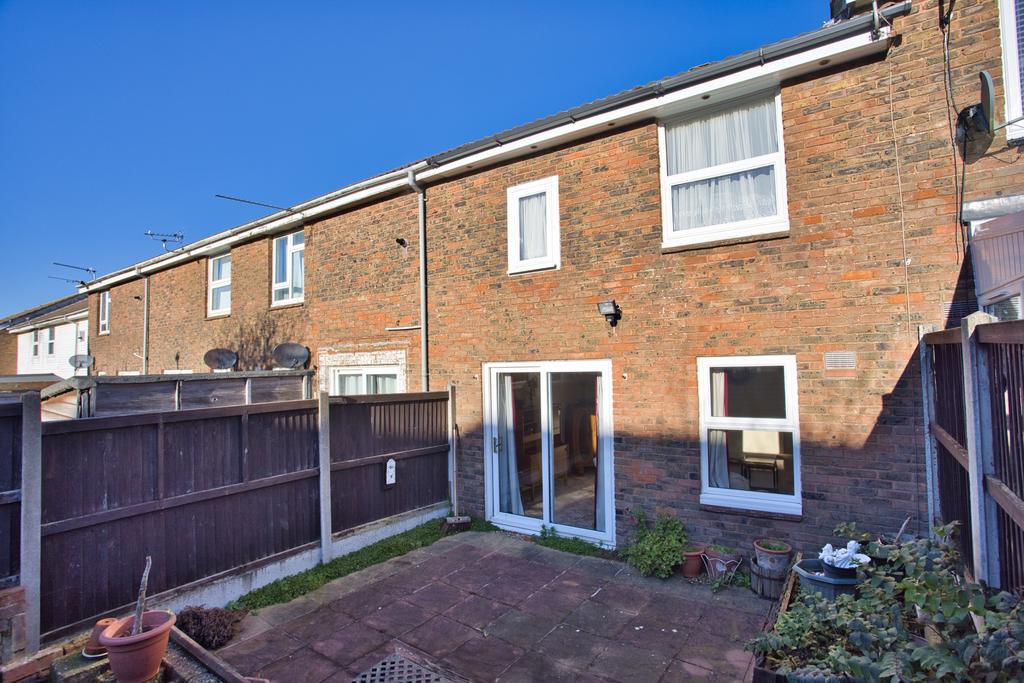 Leivers Road, Deal, Kent, CT14 3 bed terraced house - £220,000
