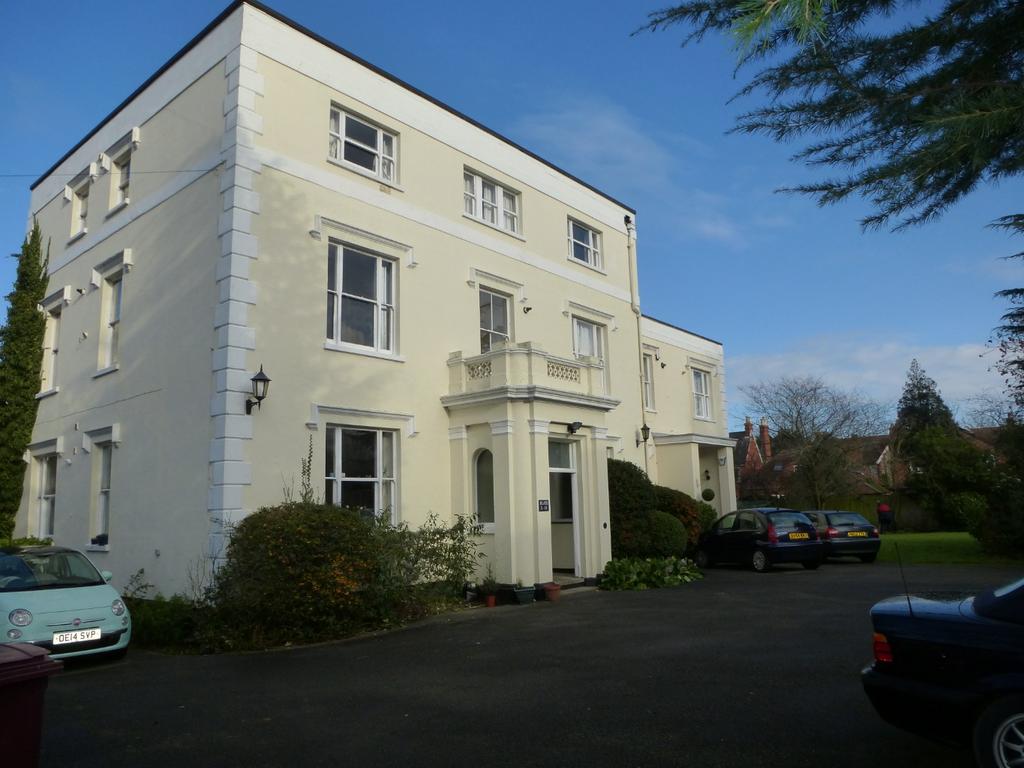 Eastern Avenue, Reading, Berkshire, RG1 1 bed apartment - £1,075 pcm (£ ...