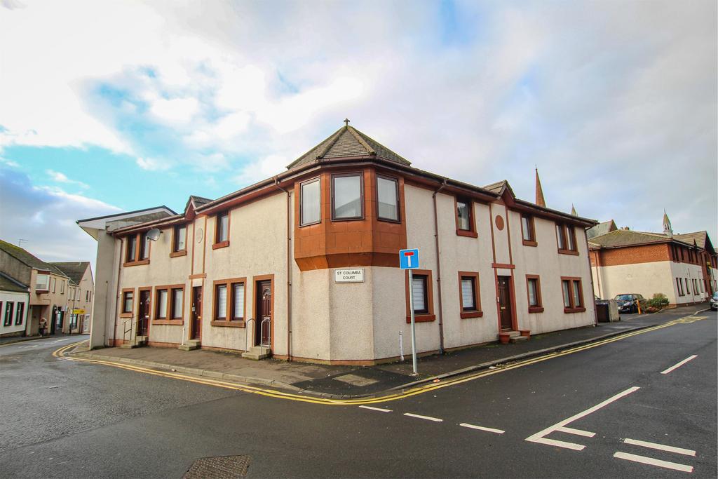 St. Columba Court, Largs KA30 2 bed flat for sale - £89,000