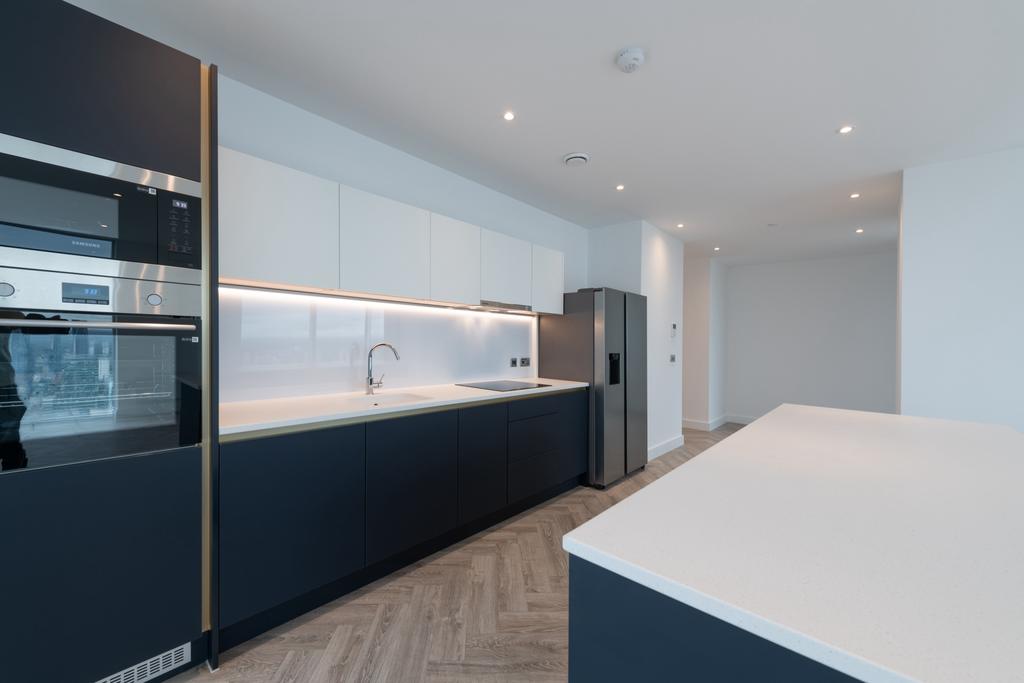 at Cortland at Colliers Yard, 28... 3 bed apartment - £2,775 pcm (£640 pw)