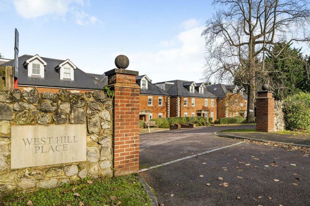 West Hill Place, West Hill, Oxted... 2 bed apartment - £375,000