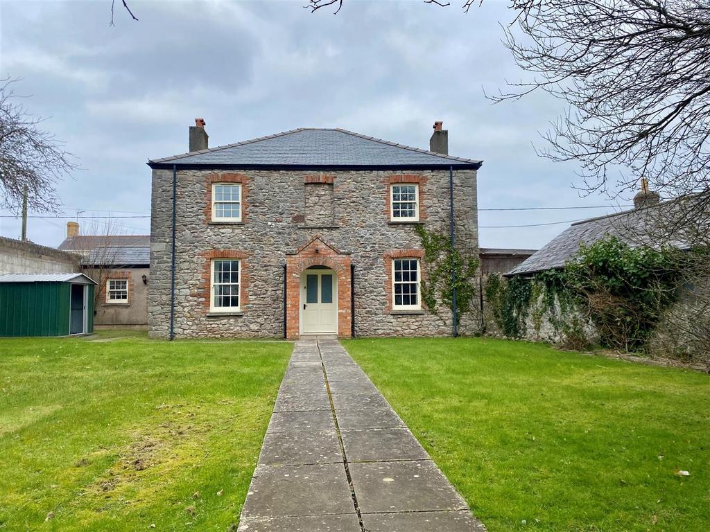 West Farm House, Ty Canol, Nottage... 4 bed detached house - £1,850 pcm ...