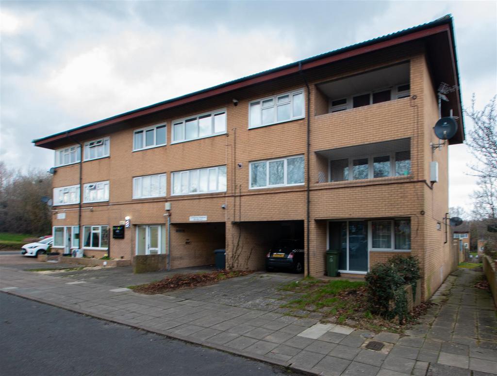 Conniburrow Boulevard, Conniburrow 1 bed apartment to rent - £895 pcm ...