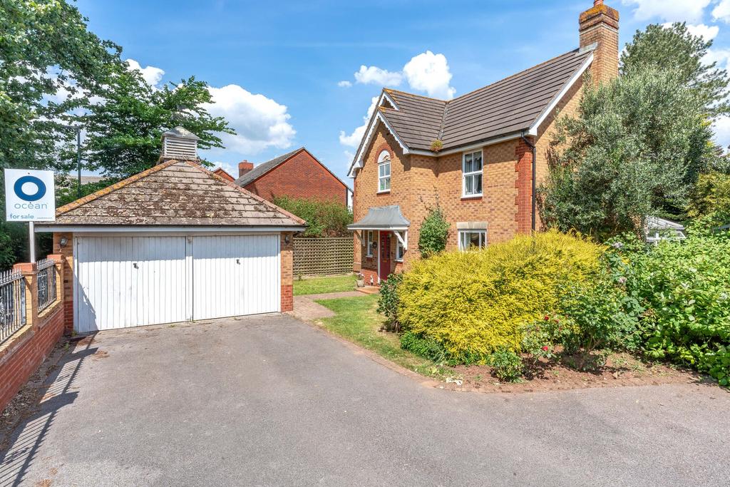 Emersons Green, Bristol BS16 4 bed house for sale - £600,000