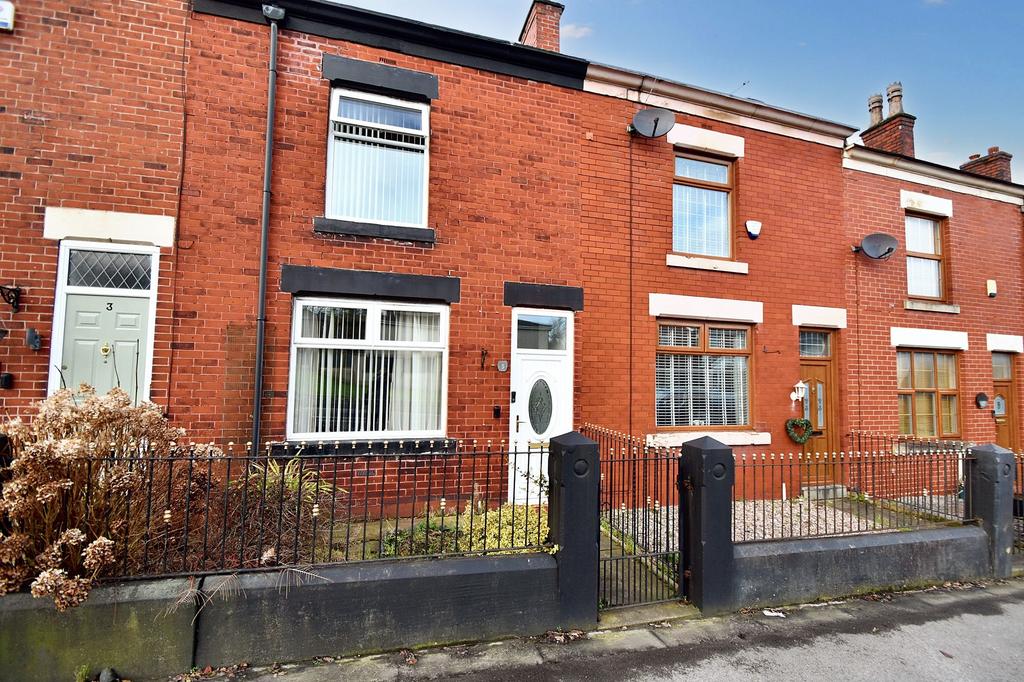 Croft Lane, Bury, BL9 2 bed terraced house for sale - £180,000
