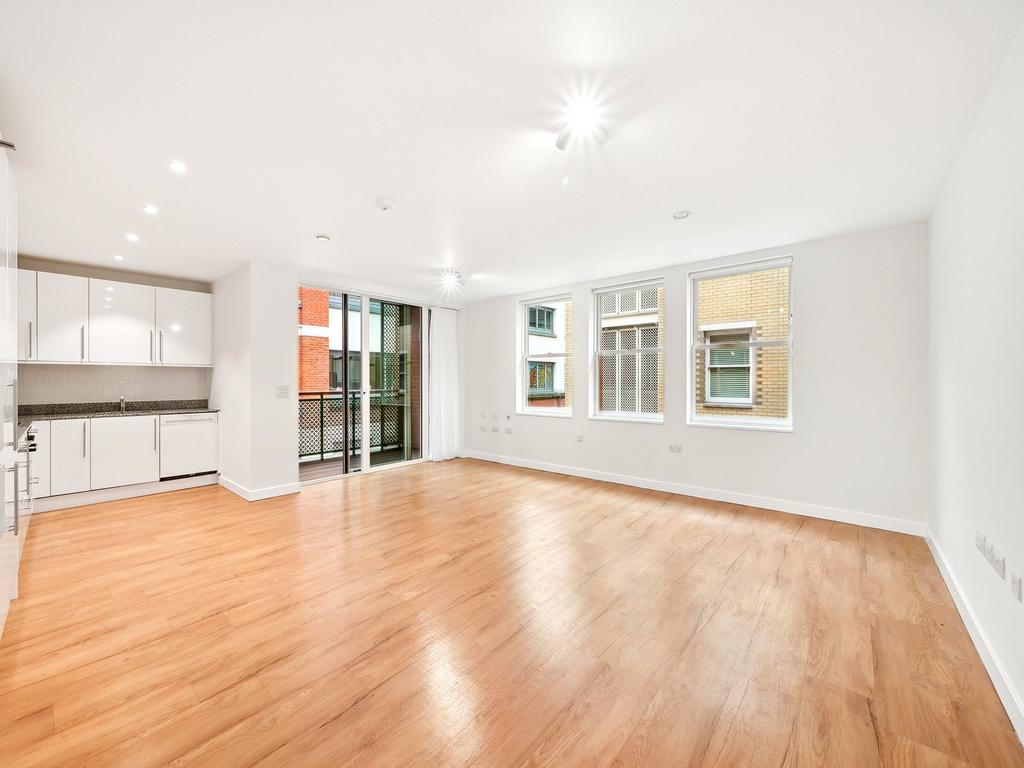 Mercers Walk, London, WC2H 2 bed apartment - £4,117 pcm (£950 pw)