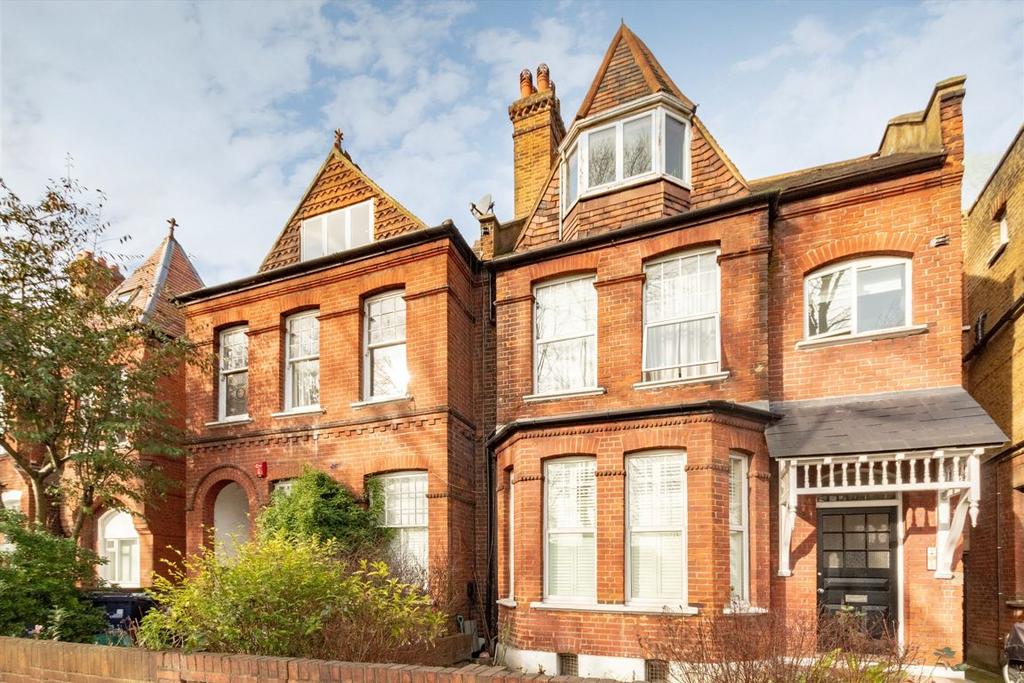 Acton Lane, London W4 2 bed flat for sale - £665,000